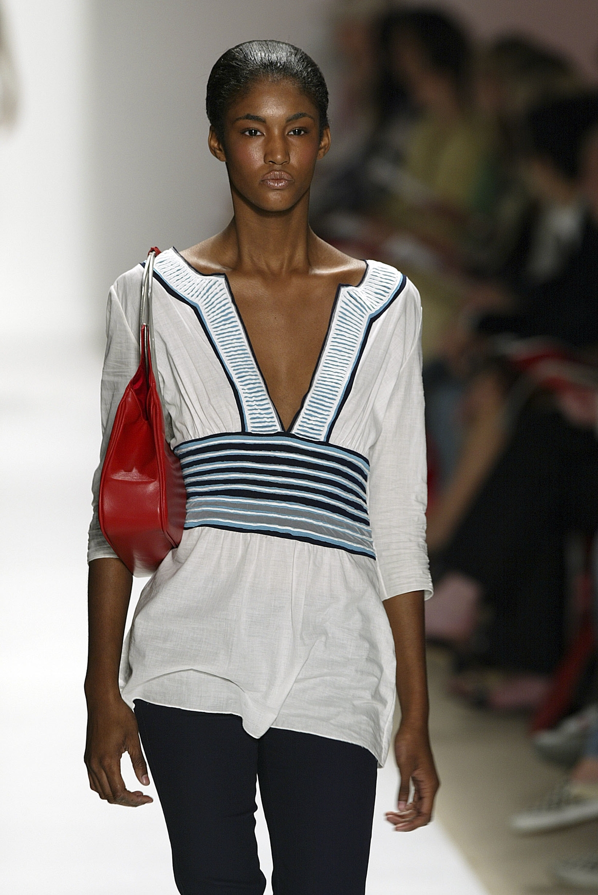 Spring/Summer Looks From The Runway: 2005 | Page 4 | Lipstick Alley