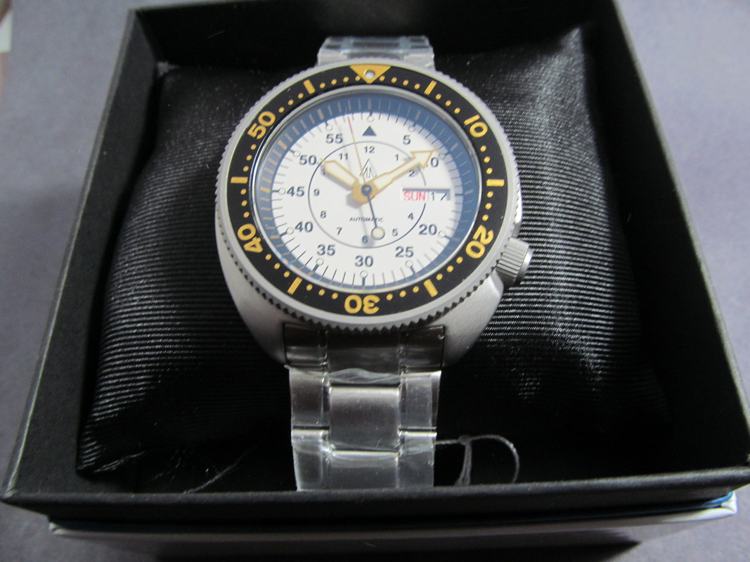 FS Seiko SRP775 mod with Broadarrow logo Flieger dial, beadblasted case ...