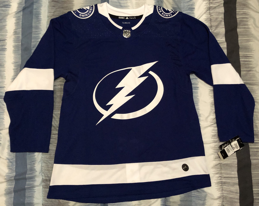 07709535 8 F03 444 B 9 DC0 1464 B713 C813 — Postimages