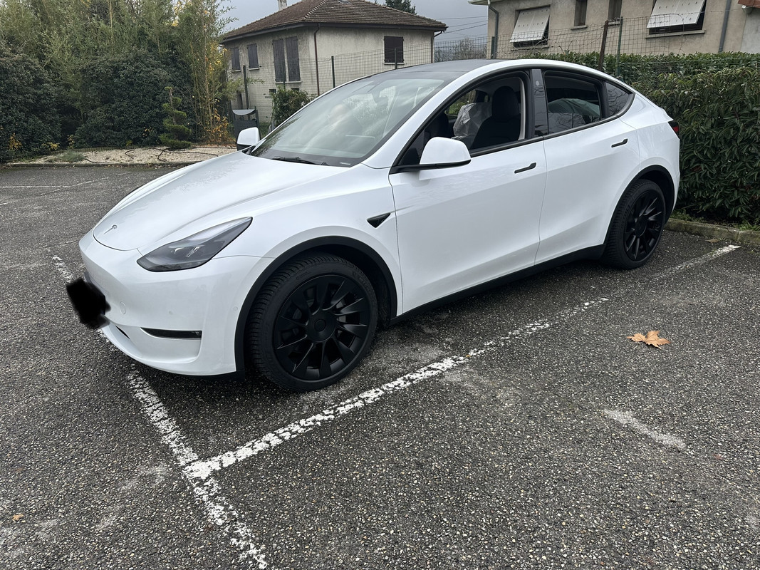 EF29 FB6 B C3 BD 41 DF 9 F77 07 E35 DAD695 A — Postimages