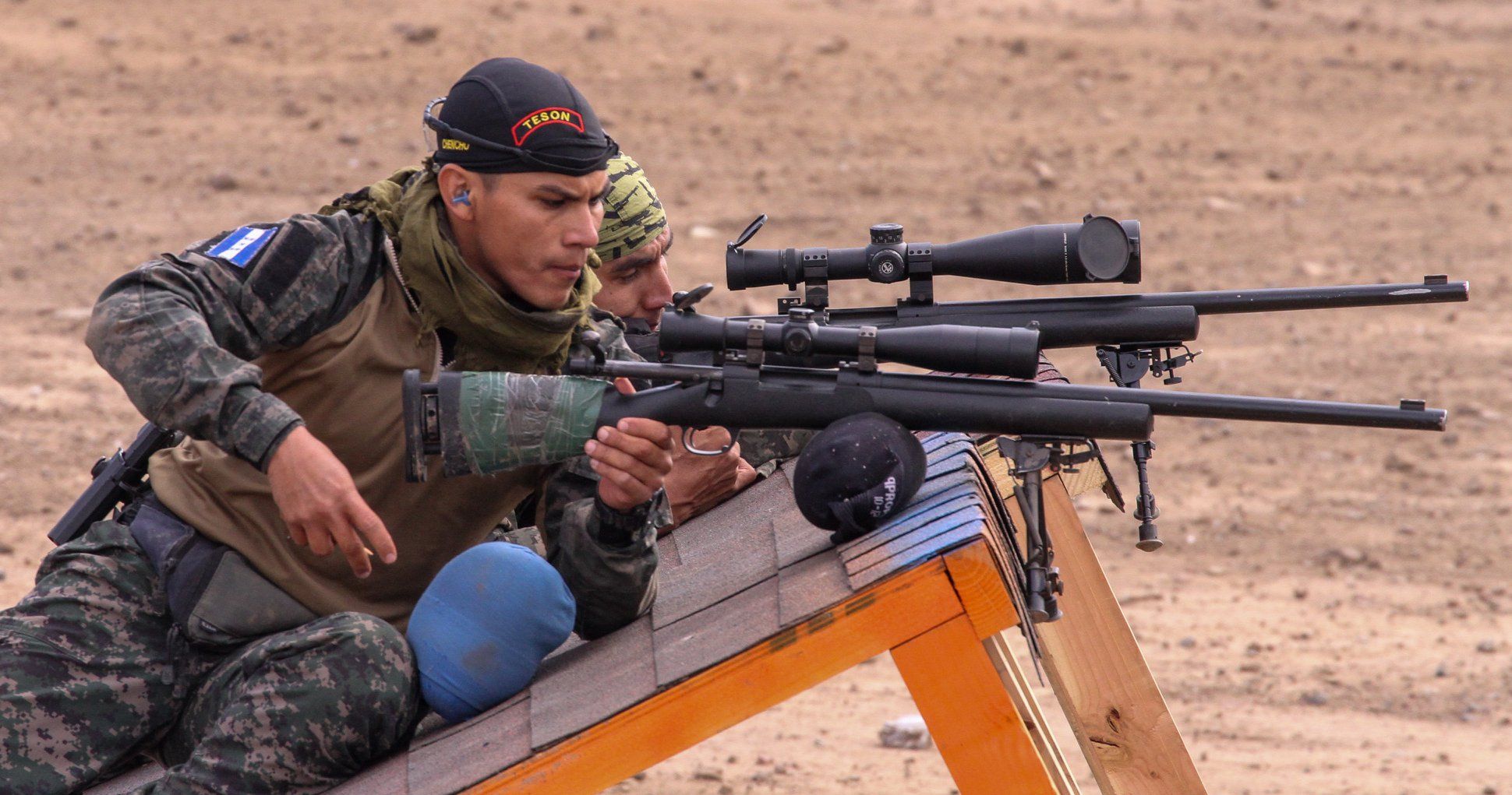 Fuerzas Comando Chile Sniper Event A023 — Postimages