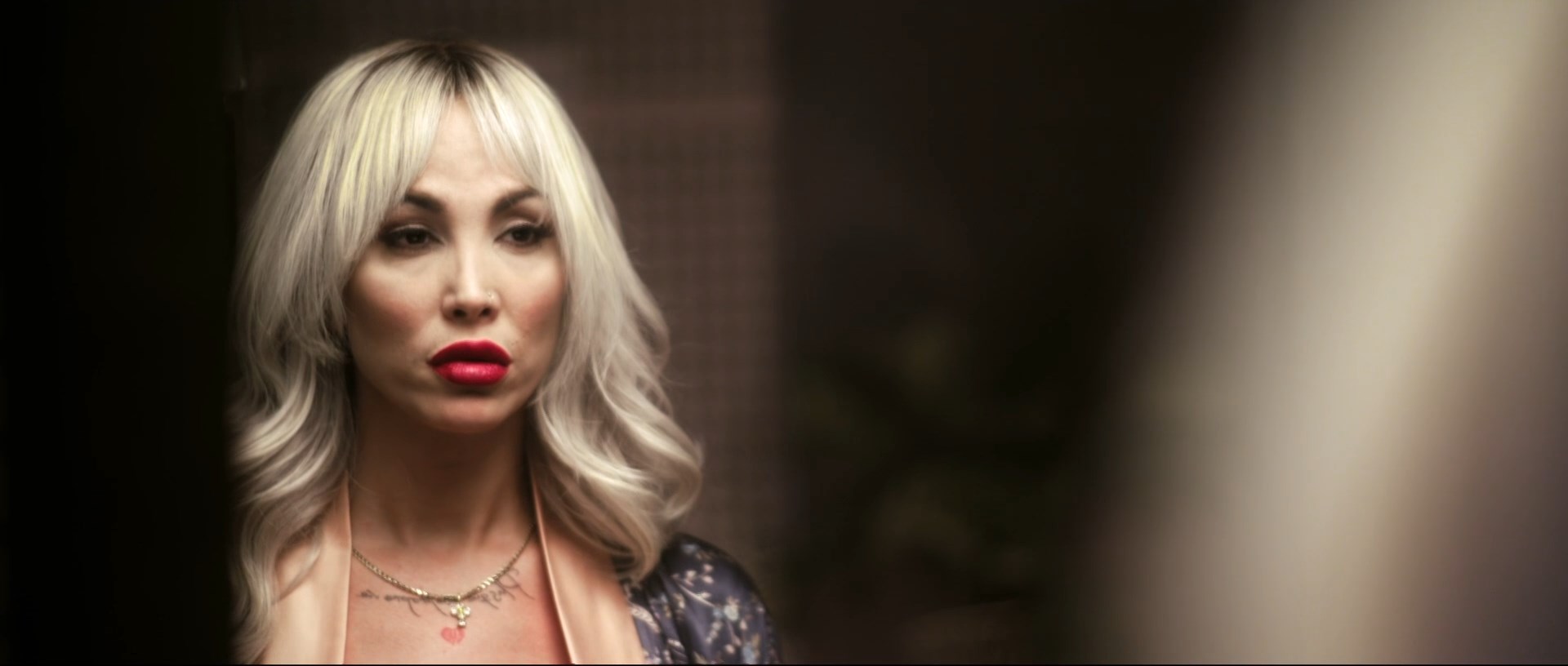 Julia mp4 snapshot 01 53 2025 02 20 06 09 40 — Postimages