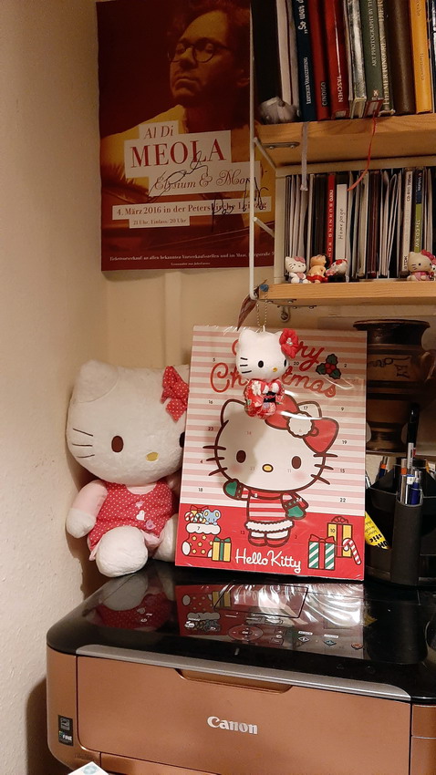Hello Kitty Adventskalender1 — Postimages
