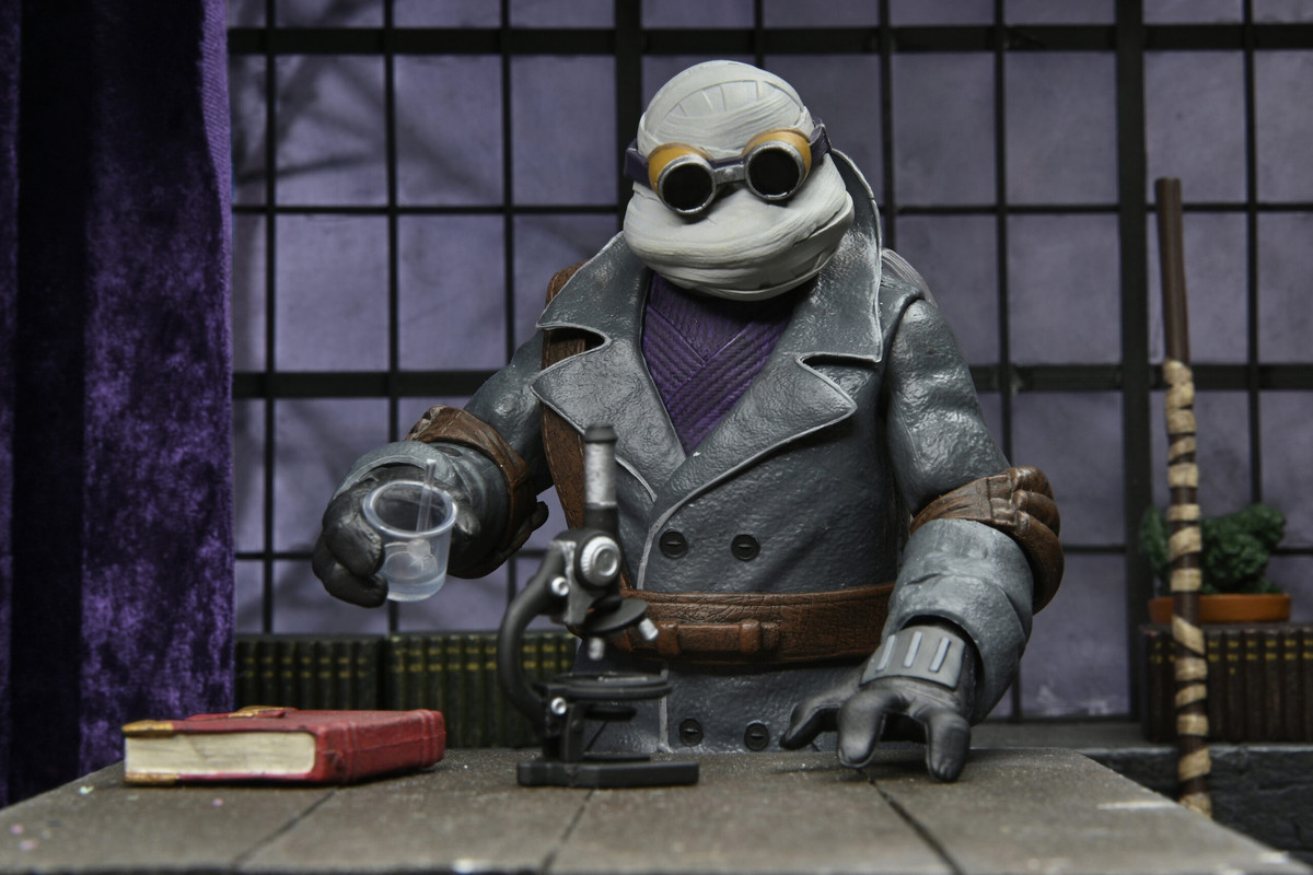 Teenage Mutant Ninja Turtles x Universal Monsters – Donatello ...