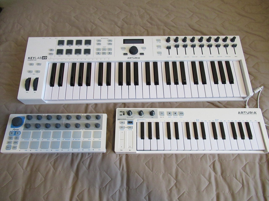 studio c 2020 0001 — Postimages