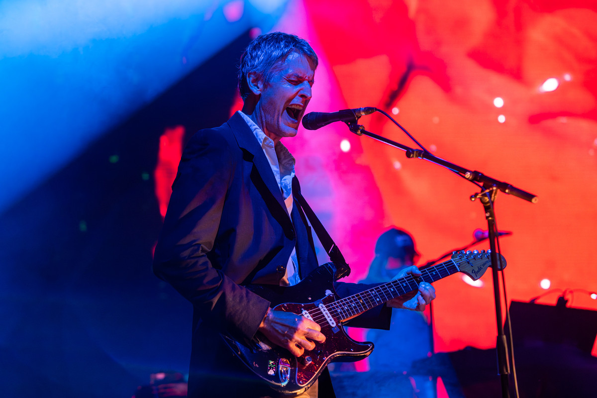 Bluedot Festival 2023 review: battling elements for amazing headliners | Skiddle