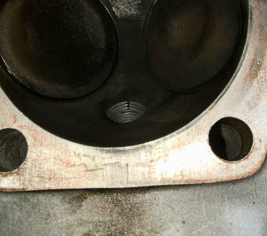 T100 scratch in cylinder head caused leak — Postimages