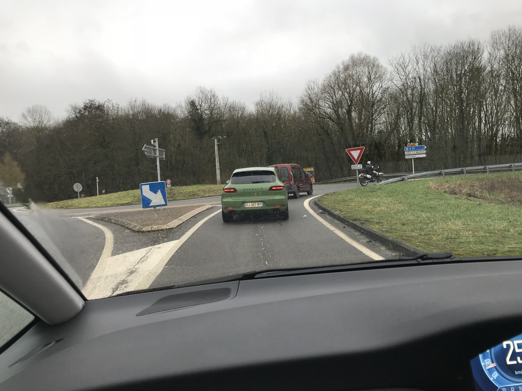 49632 EDA 44 B4 4 E00 B714 F96 E11 EBD1 A7 — Postimages