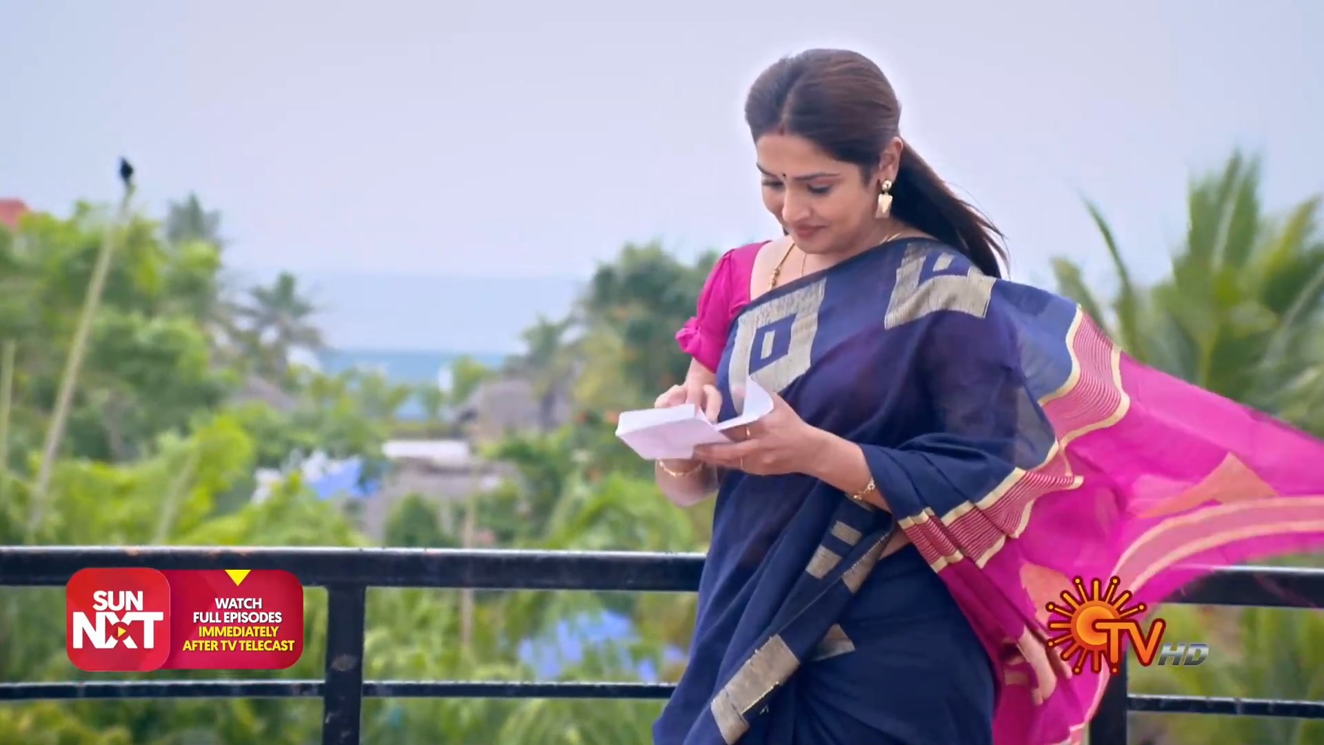 Vidya Vinu Big Ass and Big Navel mkv snapshot 00 16 511 — Postimages