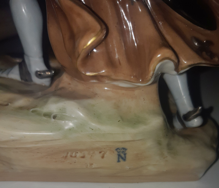 Porcelain knight identification | Antiques Board