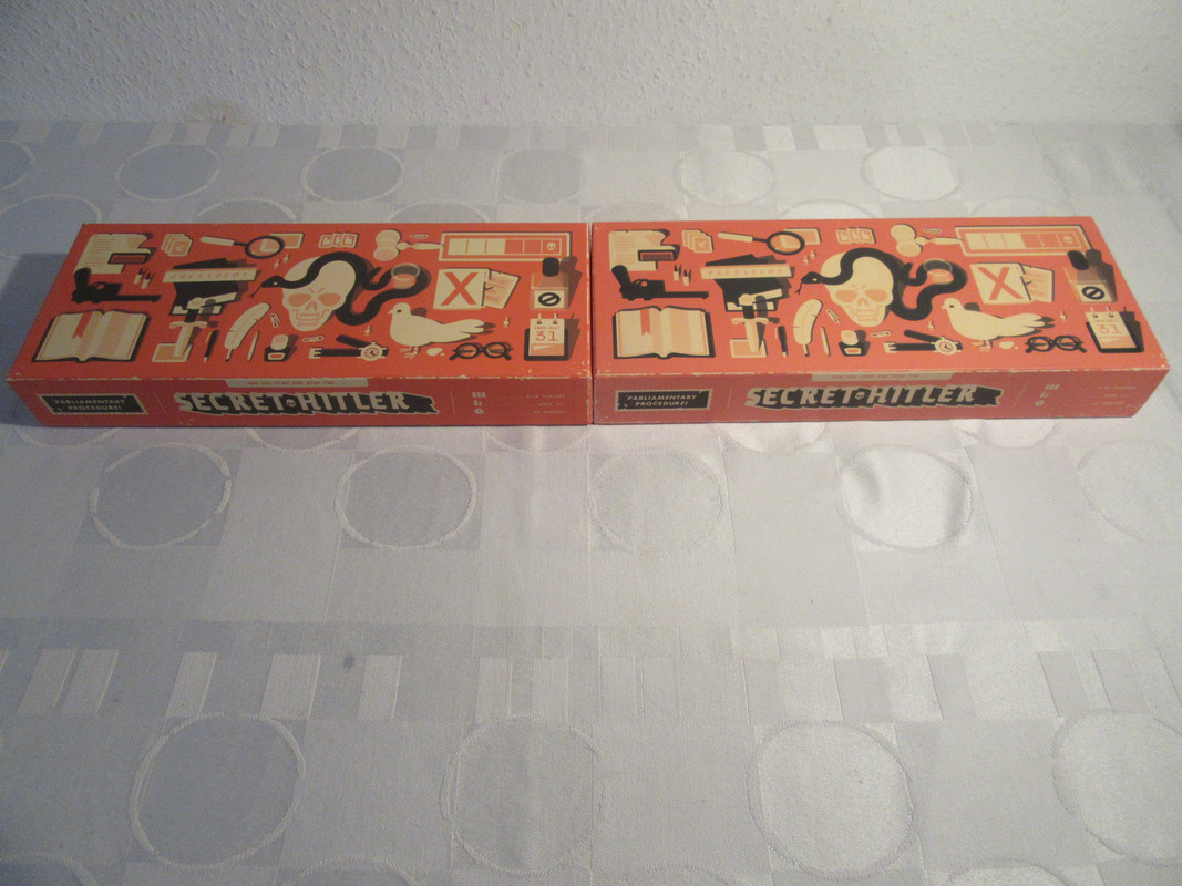 Is this an original Kickstarter copy of Secret Hitler? : r/boardgames