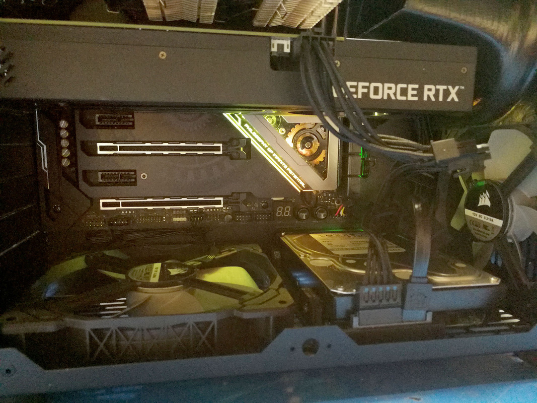 Cerberus X workstation build | SFF.Network