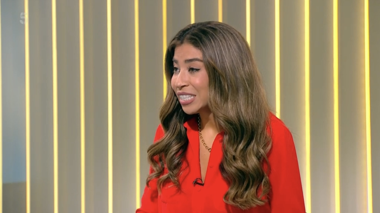 BB5 B9 E17 1 AFA 43 DA B4 B0 B56 EB17 F11 D7 — Postimages