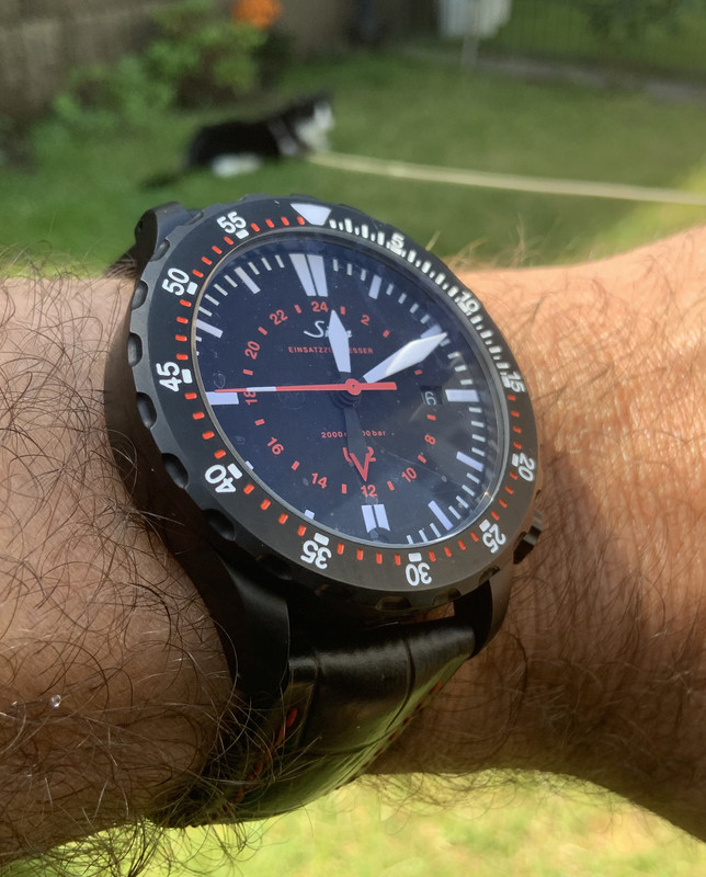 13 F8 AEB7 6897 46 A9 AABE 43 B69 B119 C4 A — Postimages