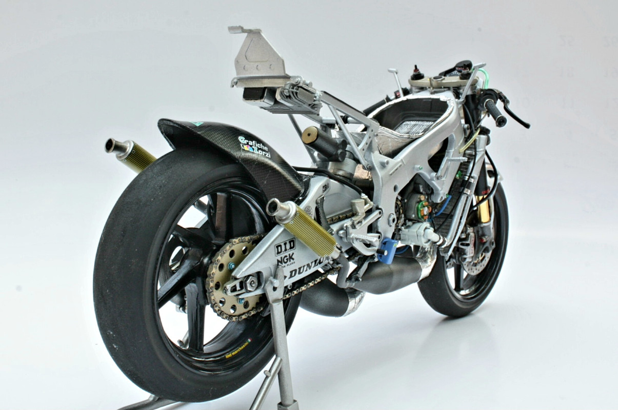 Hasegawa Honda RS250RW, '09 - Last two-stroke 250cc Championship ...