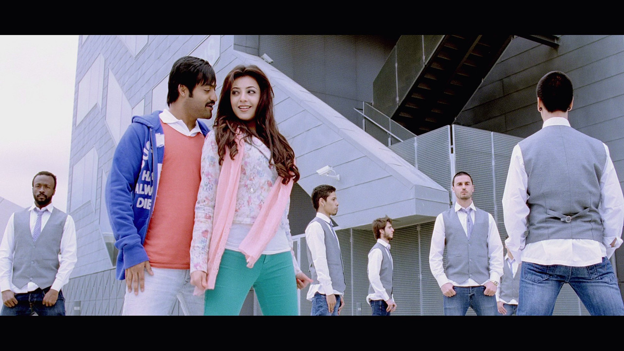 00 03 03 — Postimages