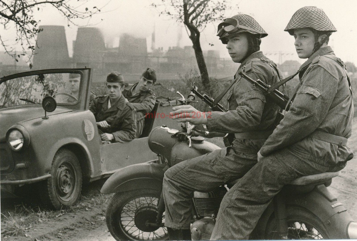 Grenztruppen der DDR, 08 ( N)1561 — Postimages