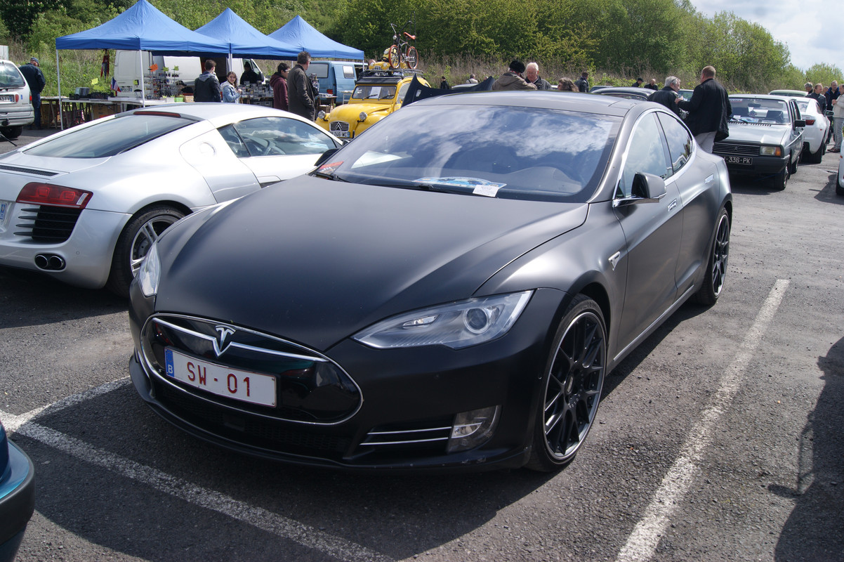 MODEL S 2014 N°5 — Postimages