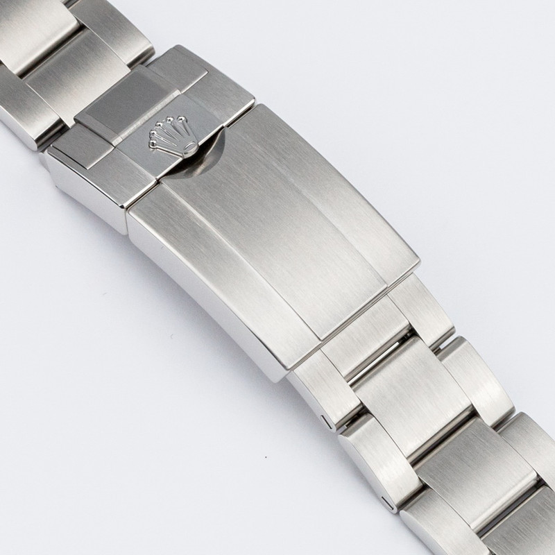 Rolex Explorer II ref 226570 Polar 9 — Postimages