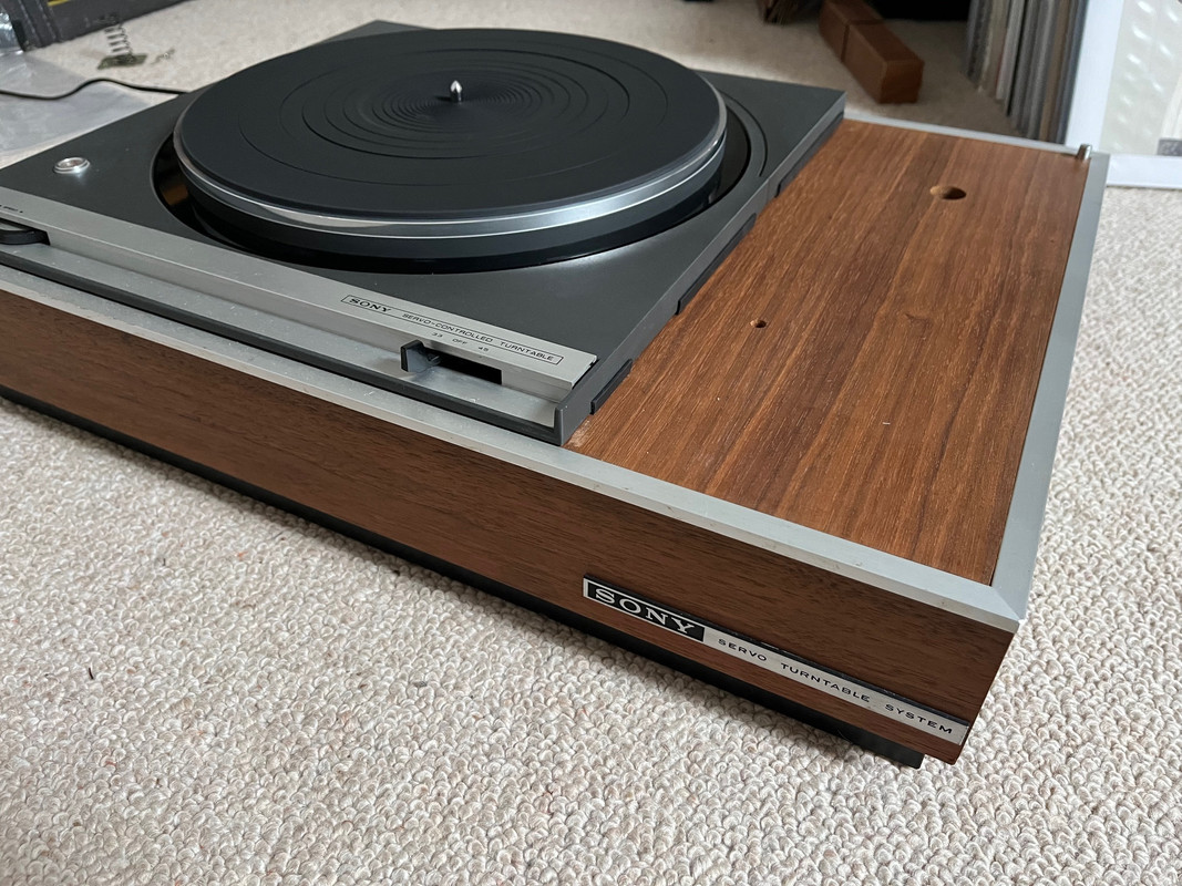 Sony TTS-3000 turntable with Original Plinth