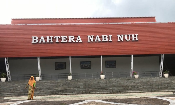 Jelajahi Kebun Raya Indrokilo Boyolali, Temukan Bahtera Nabi Nuh hingga ...