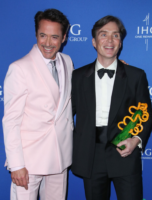 as 103 — Postimages