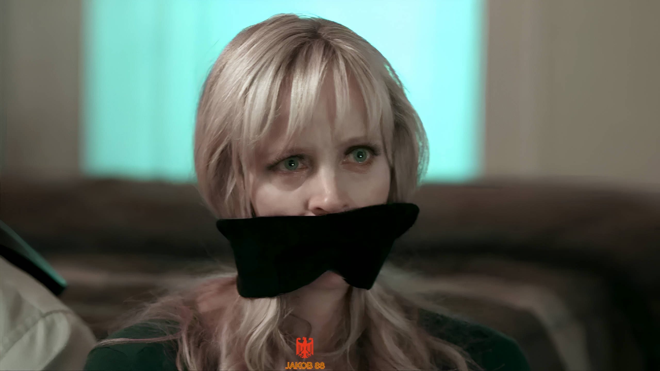 Angela Landis Boned 2015 — Postimages