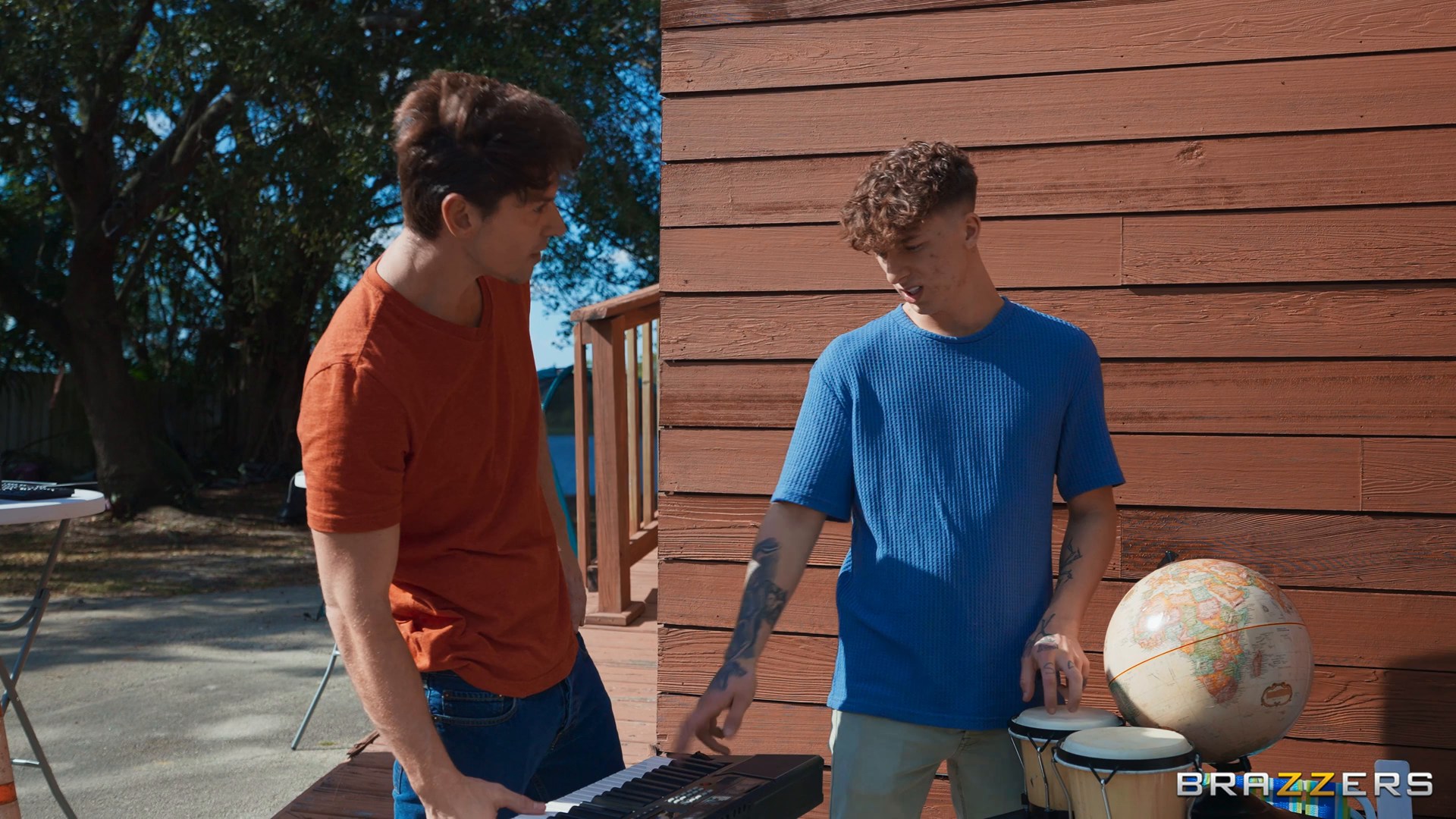 Brandy Salazar Sweet Deal! An Intense Yard Sale Dickdown BRAZZERS mp4 0000 — Postimages