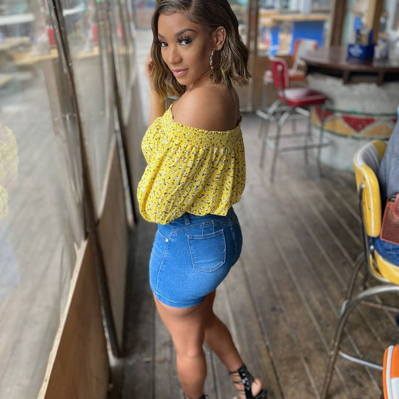 fJ' (61) — Postimages