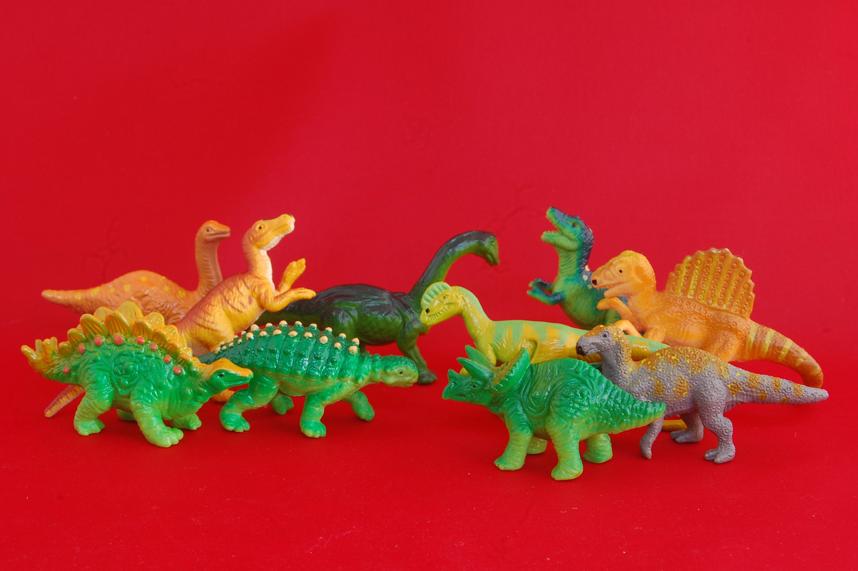 Safari Ltd Dino Toob Knock offs — Postimages