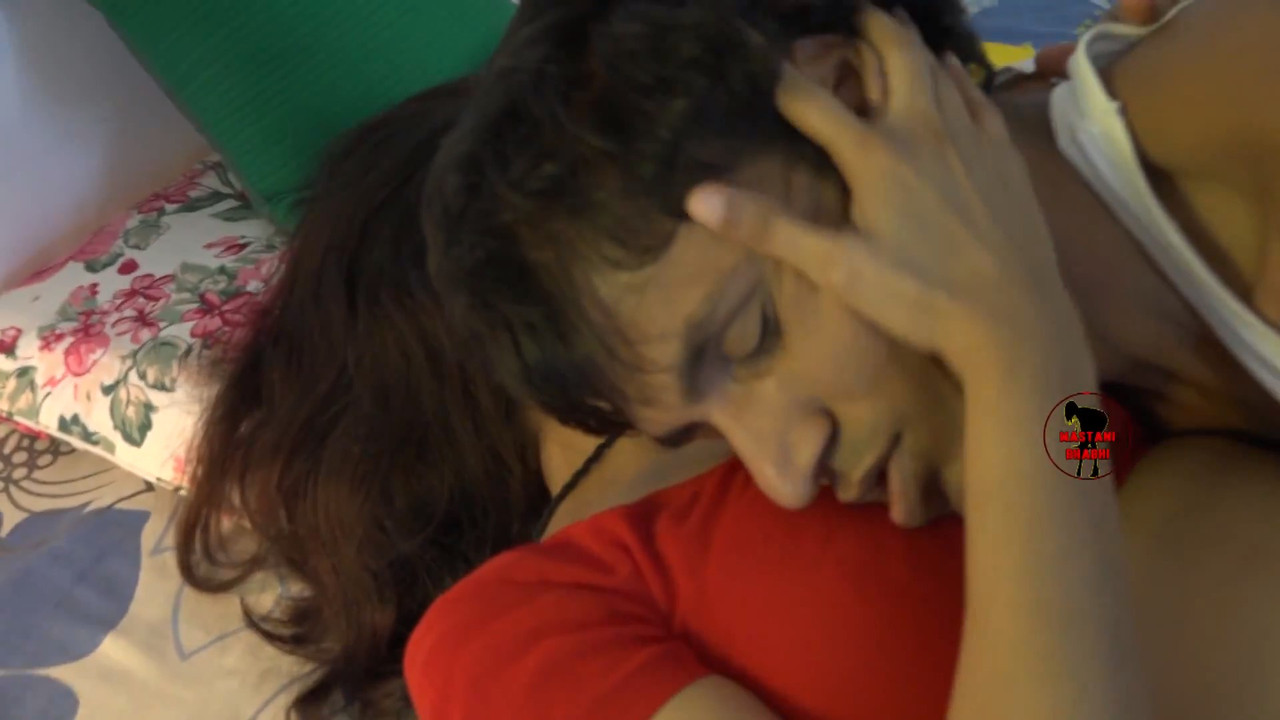 Naukar Bola Malkin Bahut Chuwat Pani Tora !! Open Romance with Servant mp4 snapshot 03 02 [2020 ...