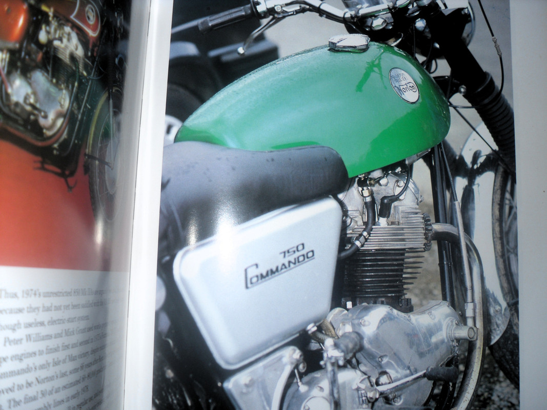 1968 Commando Green | Access Norton
