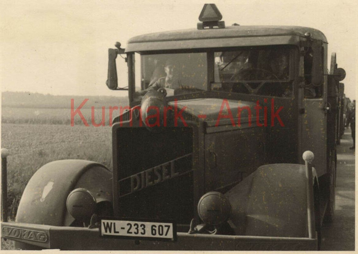 Vomag 5 LR WL 233607 of Flak Scheinwerfer Regt 1 Netherlands — Postimages