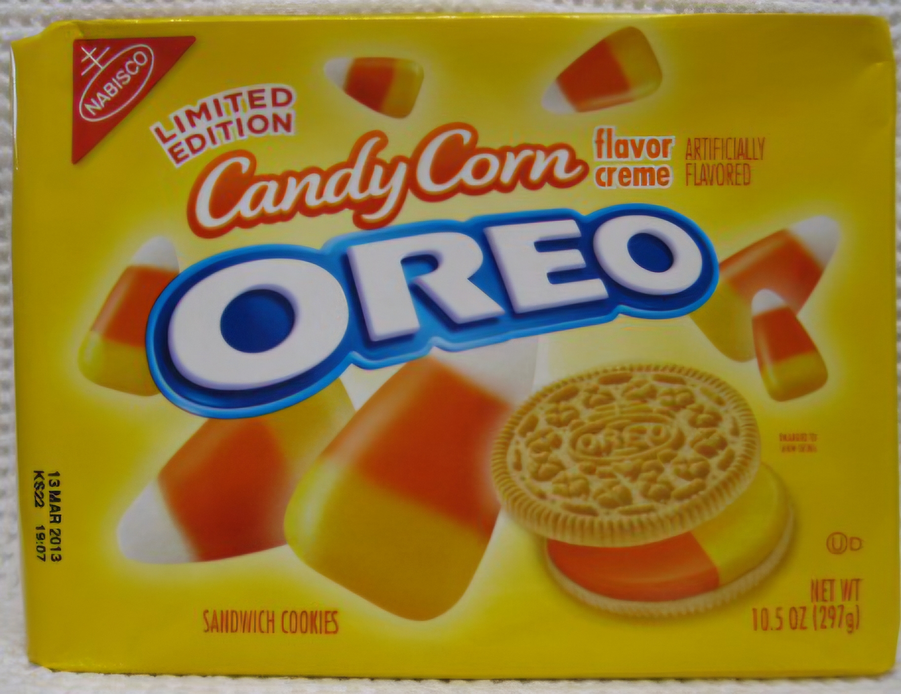 Limited Edition Candy Corn Flavor Creme Artificially Flavored Oreo Package1 — Postimages