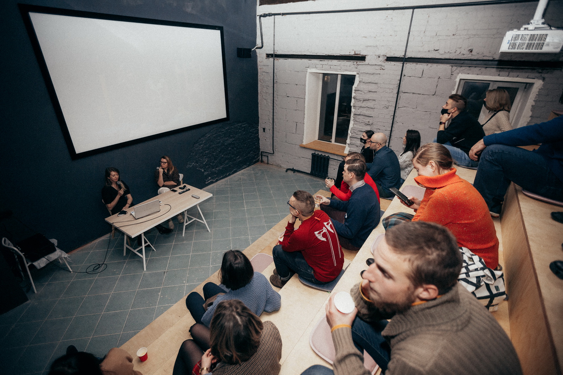 0090 2020 12 13 DMR 0163 — Postimages