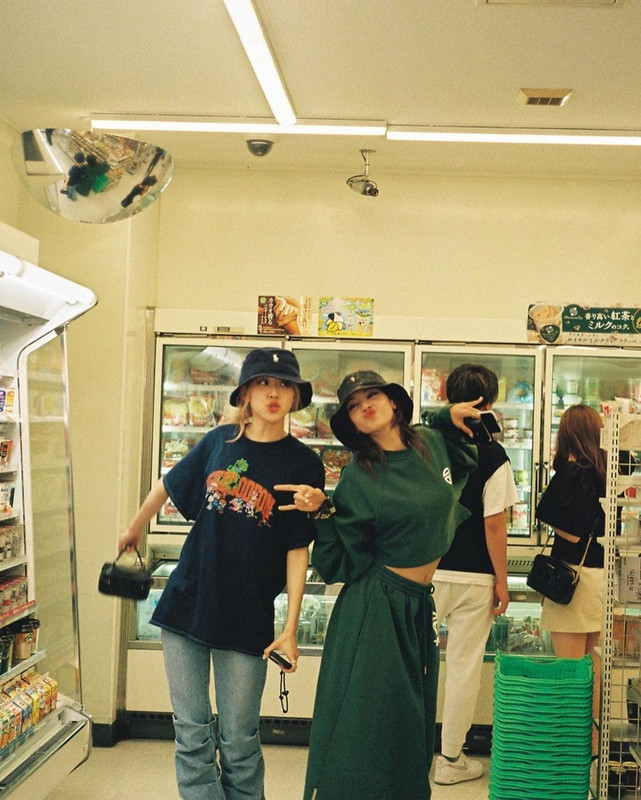 2023 06 10 roses are rosie post 4 — Postimages