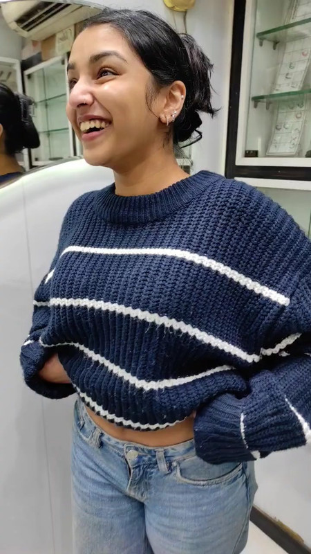 Sexy Cute Girl pierced navel in jeans mp4 snapshot 00 05 315 — Postimages