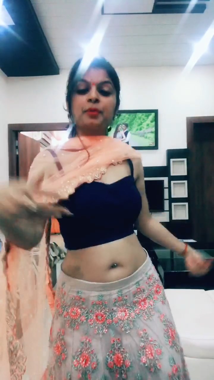 Sexy Navel of Tamil Girl mp4 snapshot 00 09 113 — Postimages