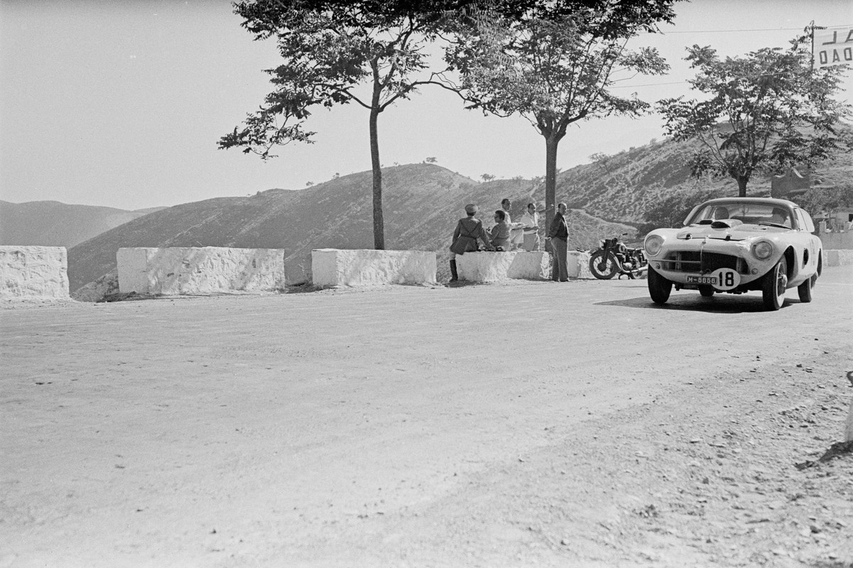 AF0807 19540903 AR 2221 0910 L202 — Postimages