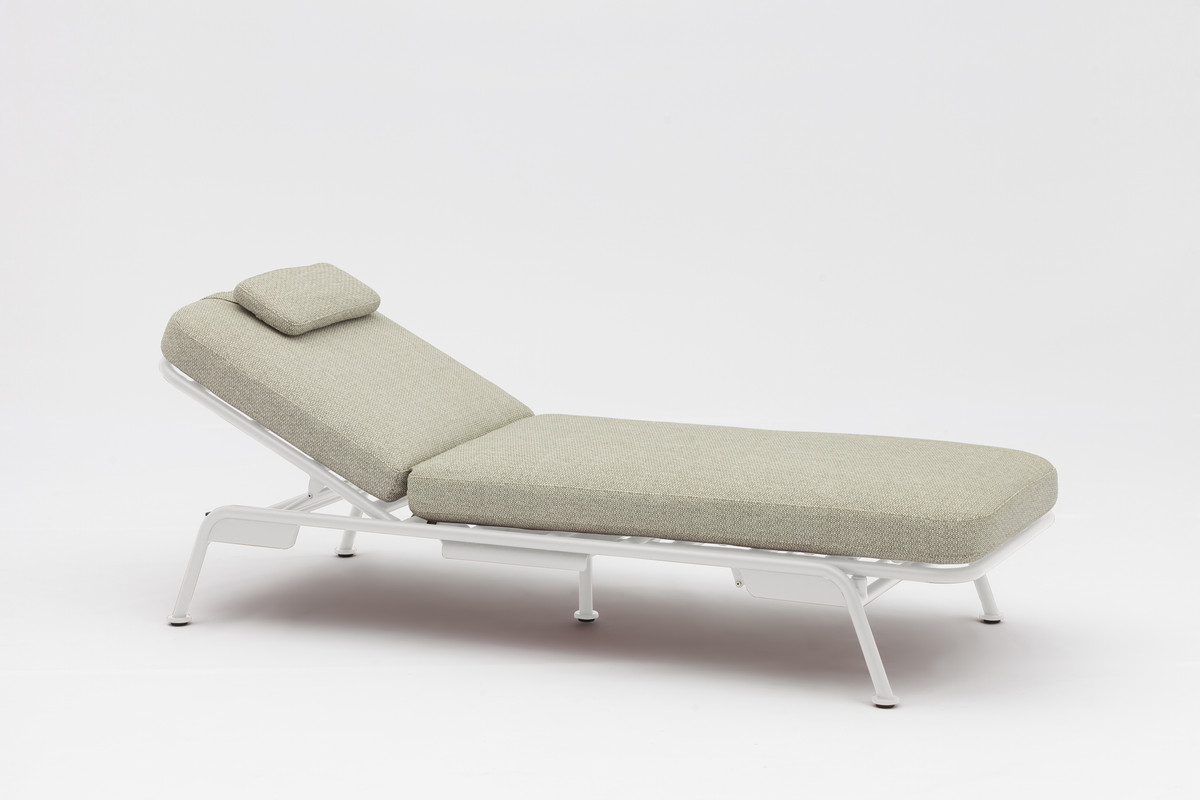 20230215 SKYARD A 325 — Postimages