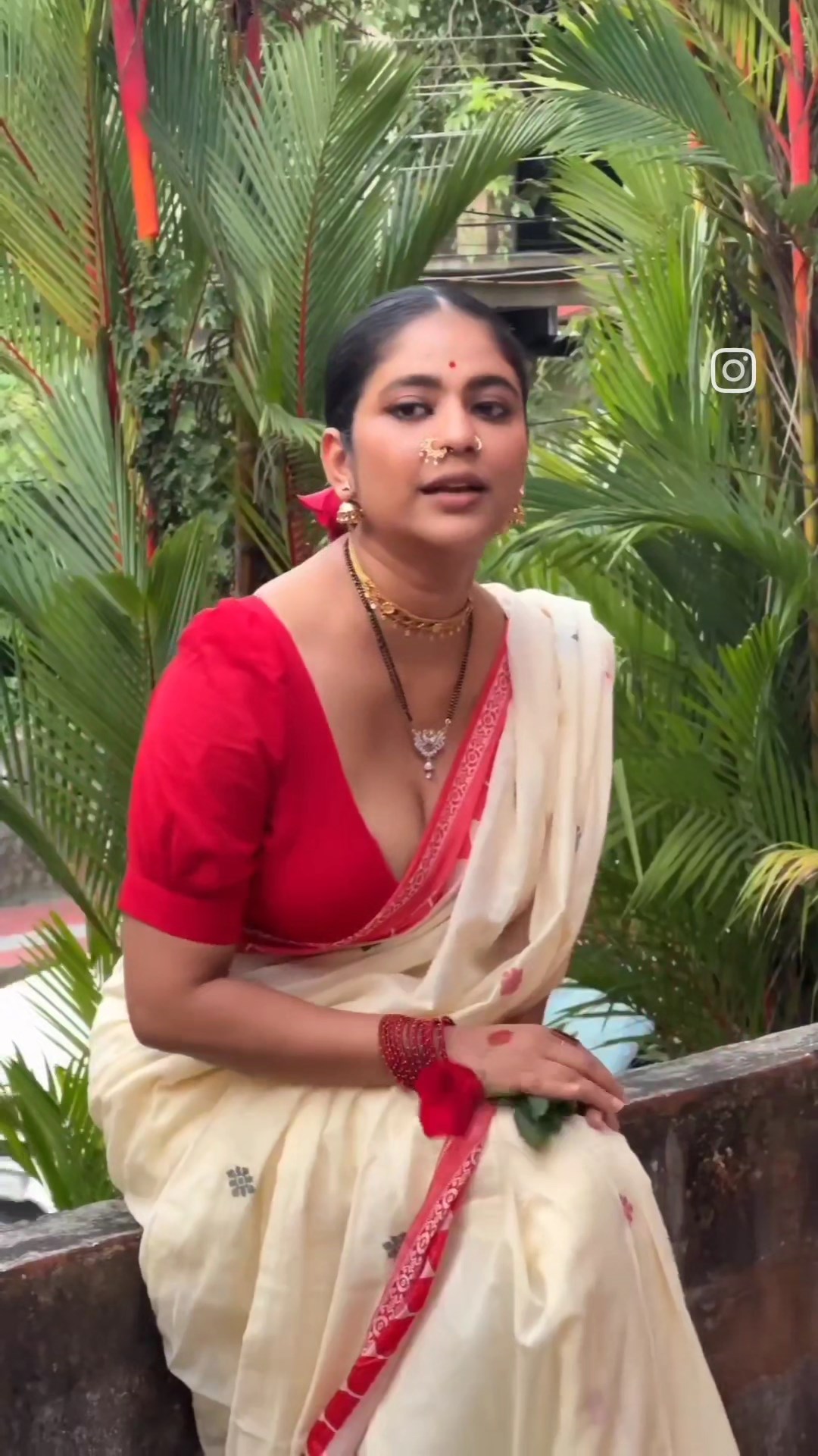 sritha hot cleavage mp4 snapshot 00 00 528 — Postimages