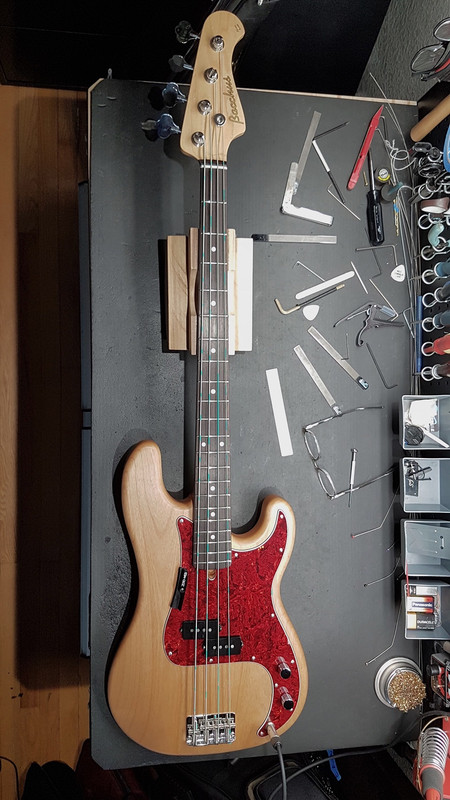 Bacchus Warmoth P Bass 1 — Postimages