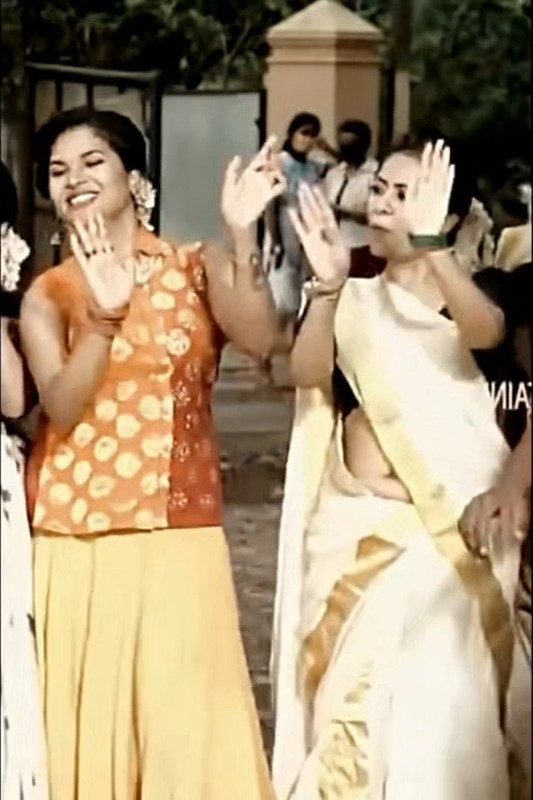 Meera Nair Rare Navel Slips mkv snapshot 00 18 440 — Postimages