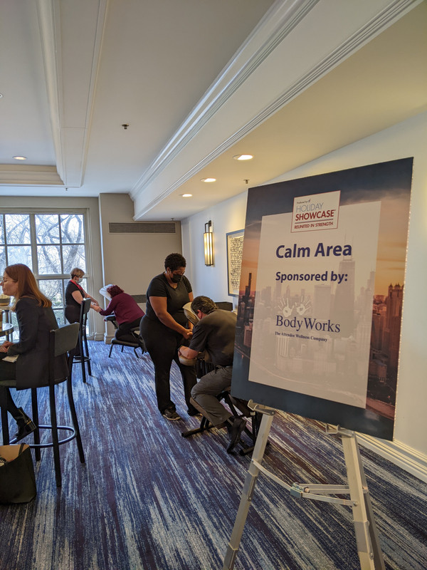 chicago holiday showcase december 2021 1 — Postimages