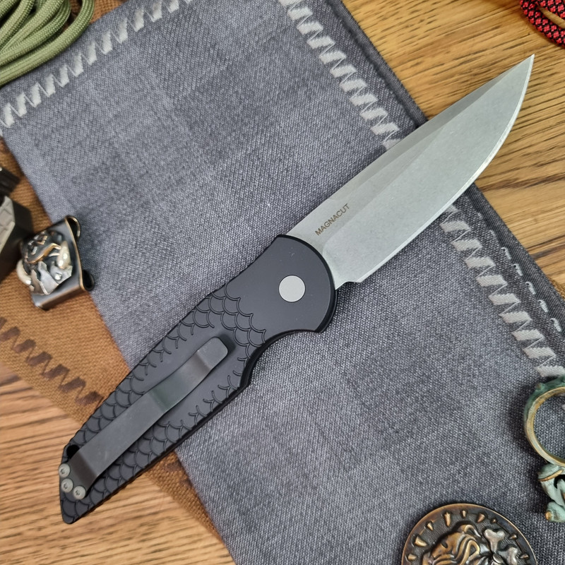 Пролам разных Microtech, Pro-tech, Spartan Blades, Benchmade : Нож ...
