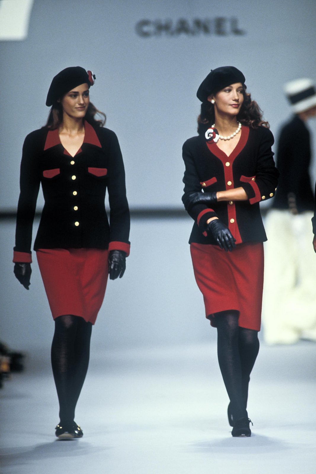 Fashion Classic: CHANEL Spring/Summer 1989 | Lipstick Alley