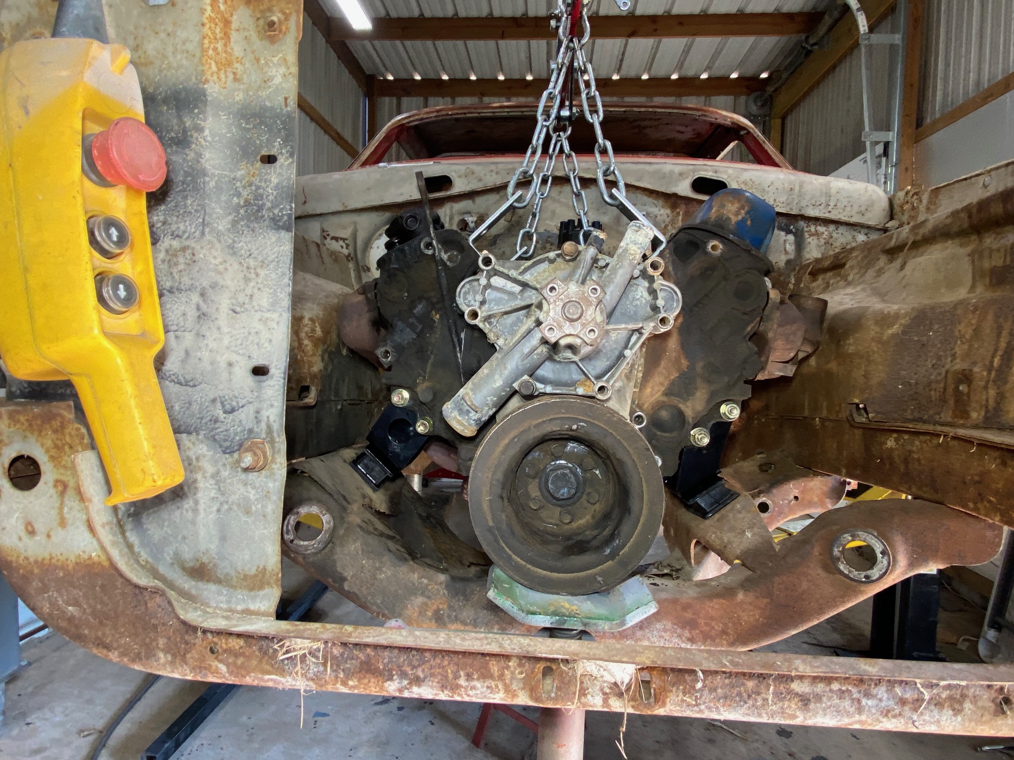 318 motor supportsb — Postimages