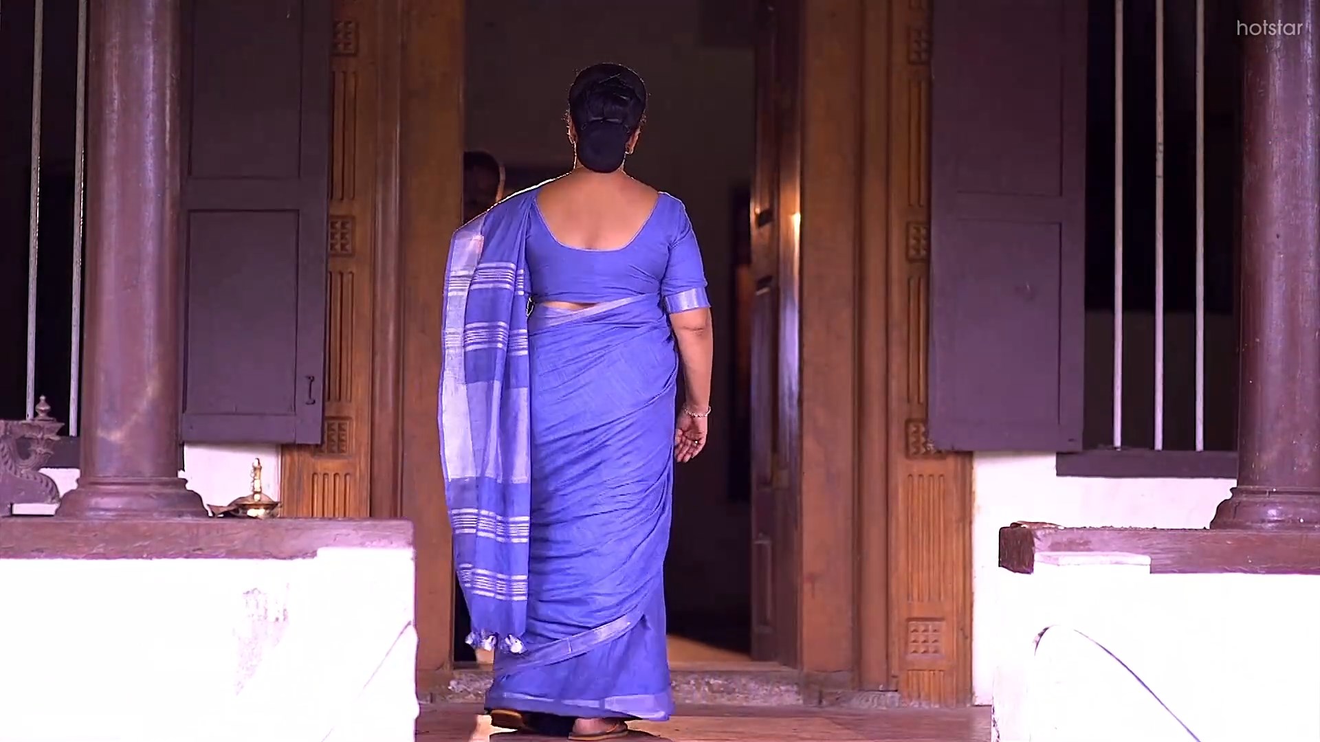 Roopashree Big navel Slip and Big ASS mkv snapshot 00 18 590 — Postimages