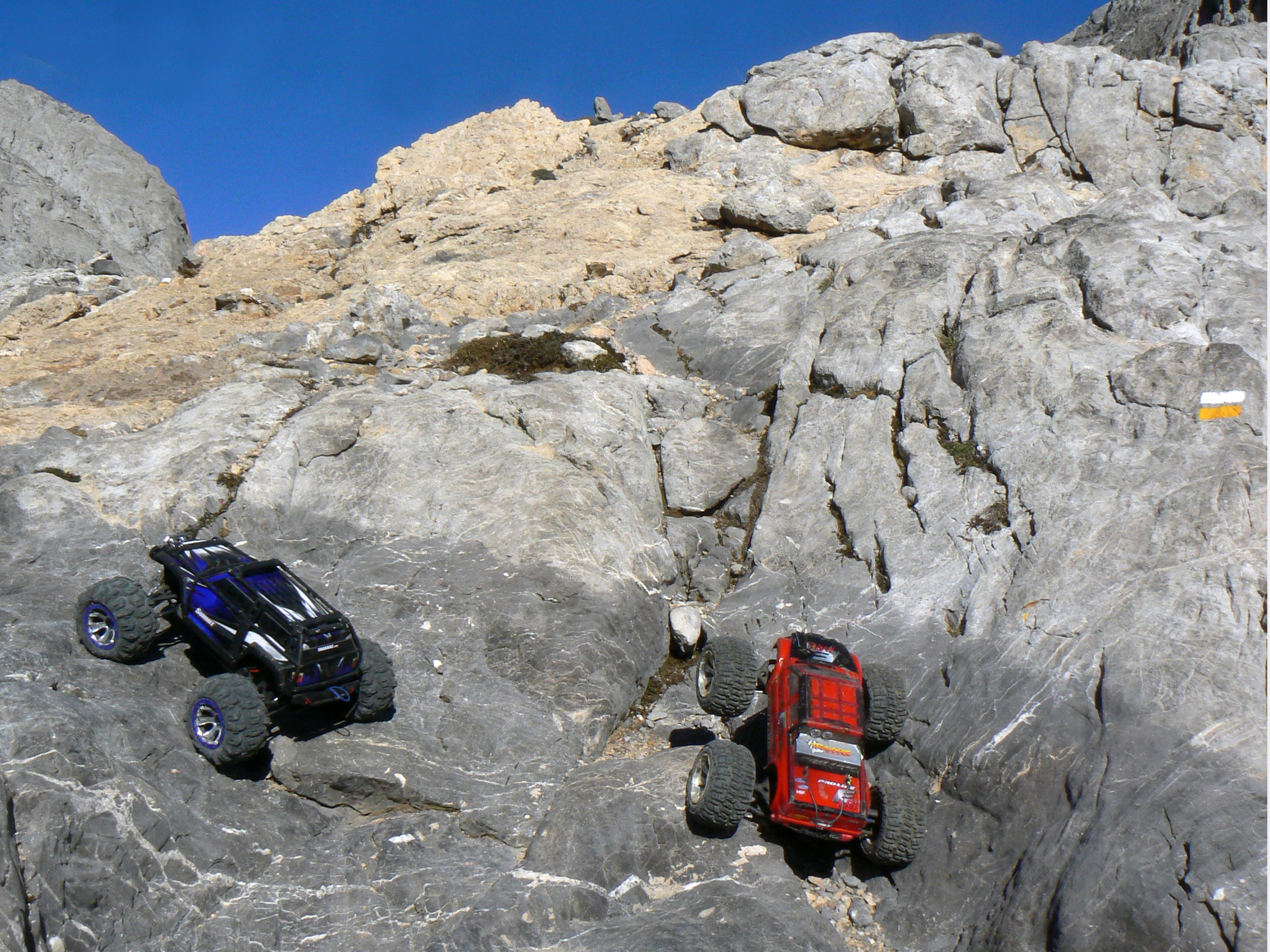 FCBK 227 010 — Postimages