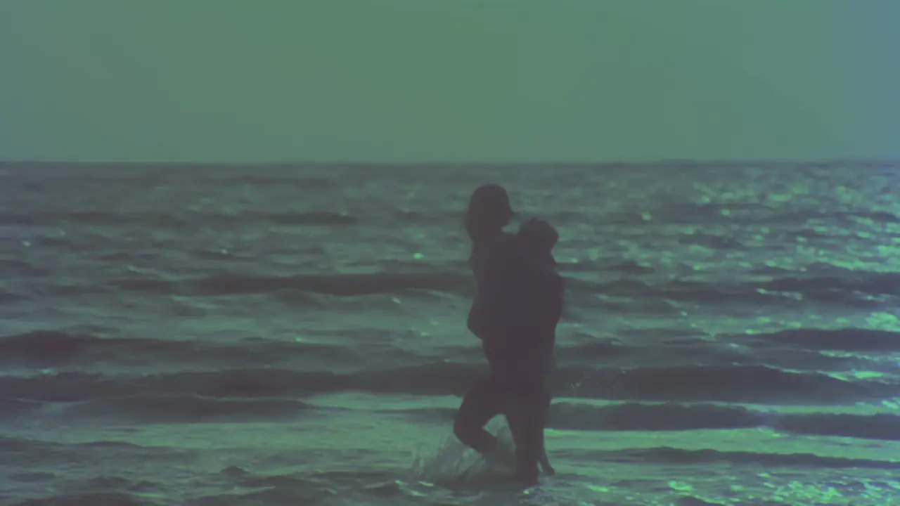 f 108 — Postimages